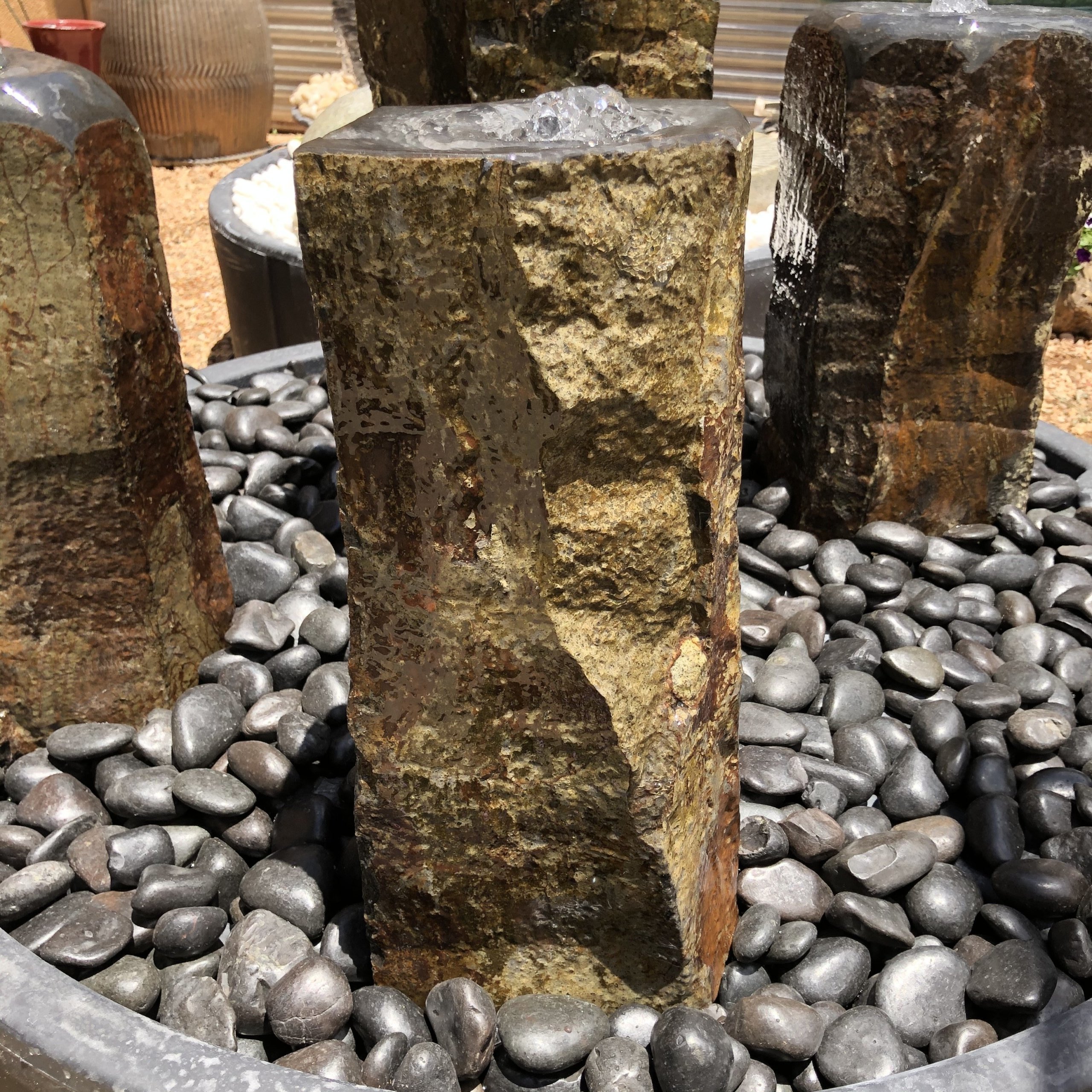 18" Basalt Fountain Curve Top - McCumber Fine Gardens